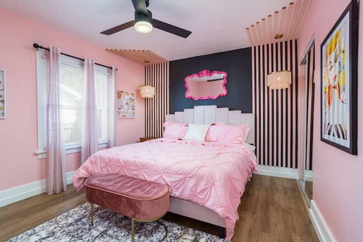 Barbie House: Luxury Home Near Lb & Port Of Lb - Long Beach, CA