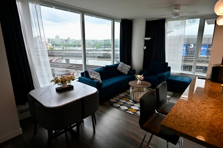 Lucy's House Downtown Vancouver - Vancouver