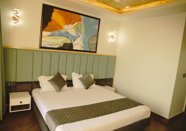 Resort-style Room, Mussoorie - Mussoorie