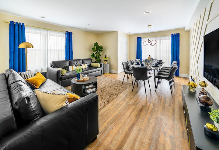 Spacious Step-free Stay • Ev + Garage • Near Nyc - Edgewater, NJ