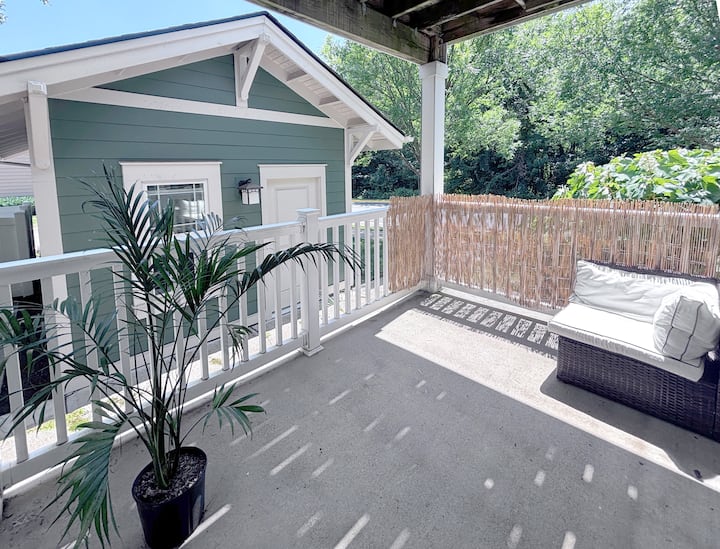 Amazing Apartment Next To George Mason University! - Fairfax, VA