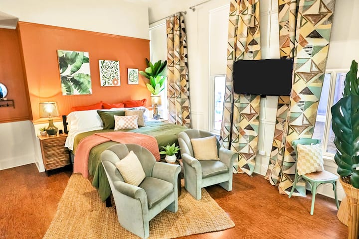 Next To Riverwalk/king /Downtown - Lone Star - San Antonio