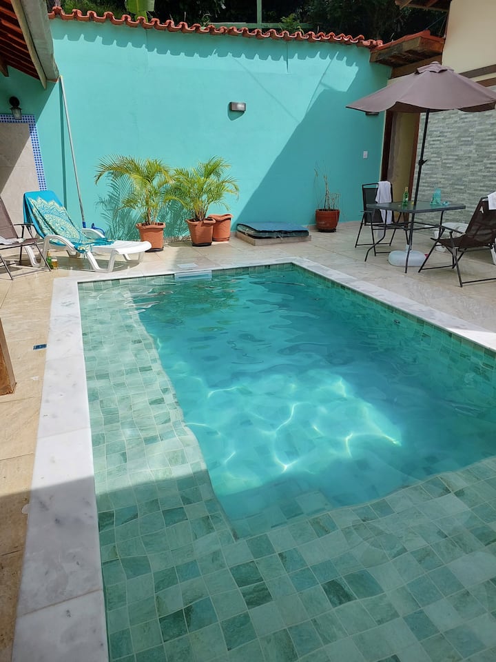 Casa Com Piscina E Vista Para O Mar, No Centro! - Ilhabela