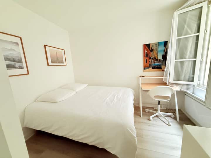 Joli Petit 2 Pièces De Charme - Paris