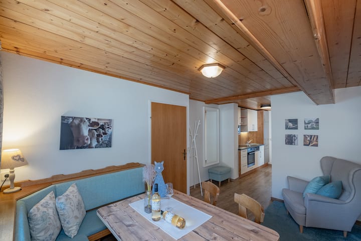 Familienwohnung Mit Balkon Und Traum-panorama - Ossiacher See