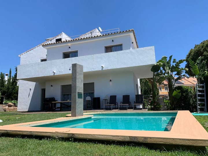 “Villa Serena” Cerca De La Playa - Calahonda