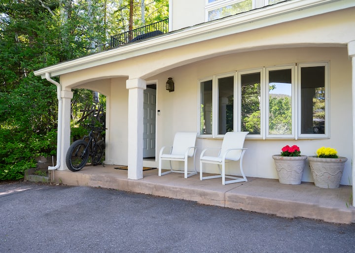 West Vail Lock Off, 3 Beds 4 Guests - Vail, CO