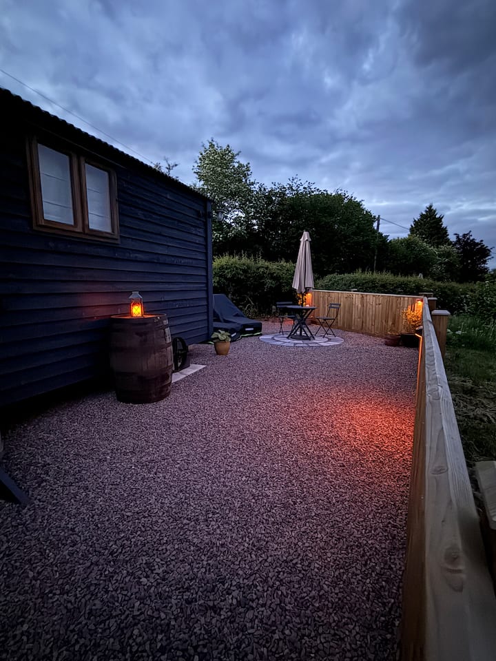 Teazle Nook - Rustic Charm Meets Cosy Luxury - Herefordshire