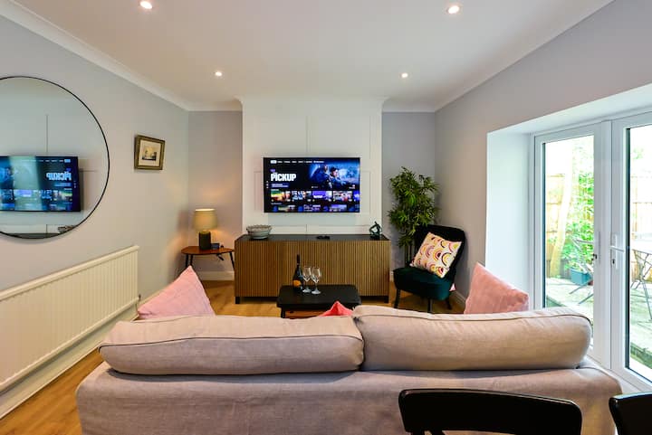 Stylish 1-bed Flat W/ Garden In Leafy Pontcanna - Cardiff