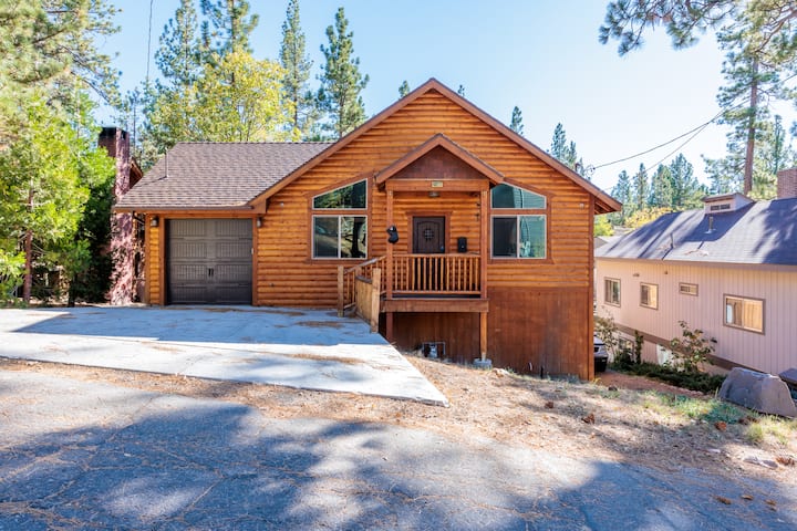 Bearadise ~ Enchanted Dream ~ Mountain Escape - Big Bear Lake, CA