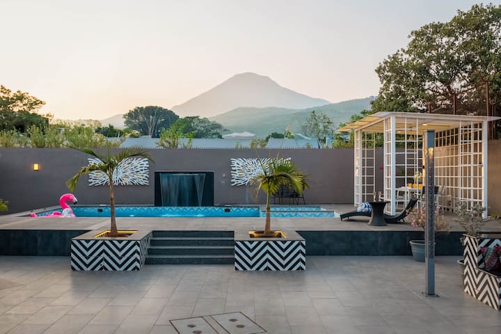 Windy Ridge Villa - 4 Bhk W/pool - Lonavala - Lonavla