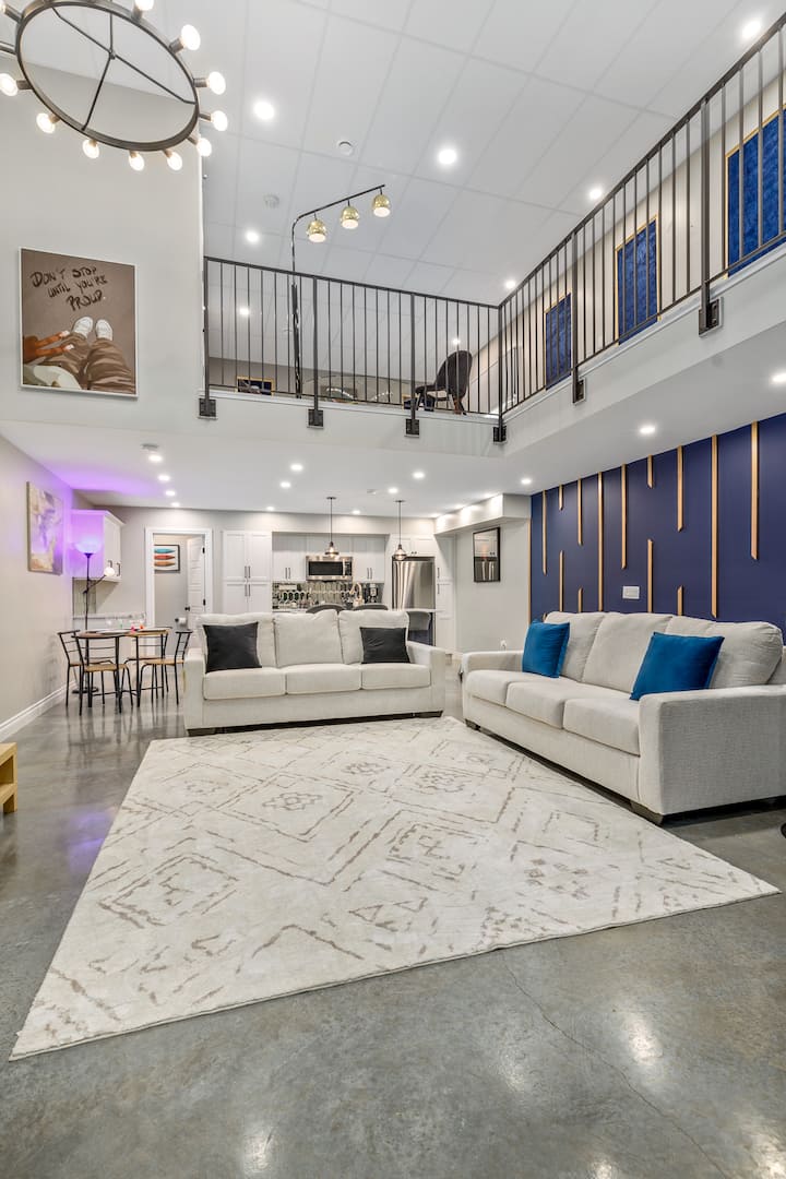 Unique | 3 Bed Open Concept | 8 Mins From Downtown - Calgary