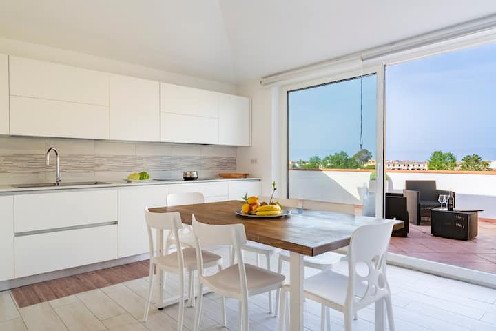 Appartamento In Centro Con Terrazza Panoramica - Tortolì