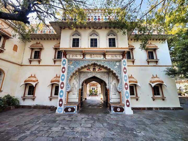 Heritage Haveli 3br Royalty| Rajasthan | Homeyhuts - Kota