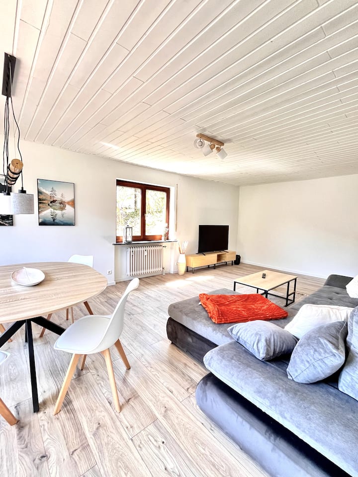 *Schwarzwald-idylle* Mit Terrasse U. Parkplatz - Bad Wildbad