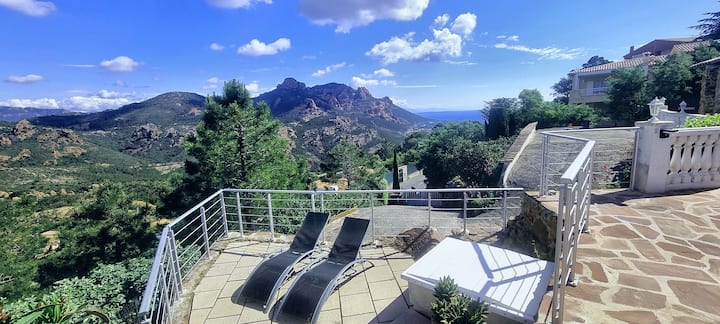 Un Paradis Dans L'estérel - Saint-Raphaël
