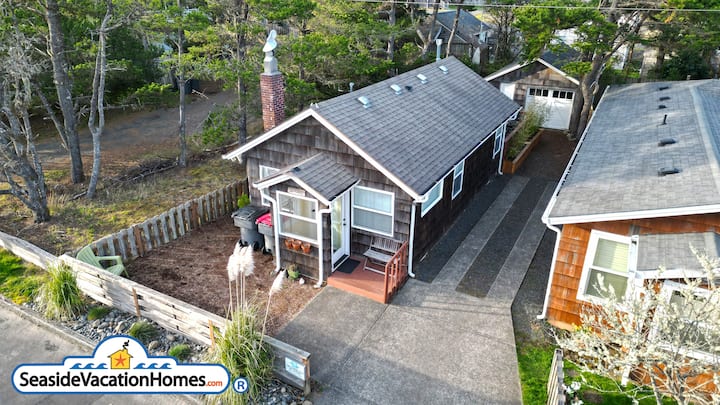 Sandpiper Cottage At Seaside Beach - Seaside, OR