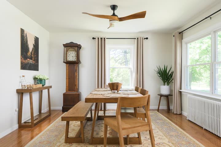 Quaint & Cozy Cottage | Close To Town Pet Friendly - New Paltz, NY