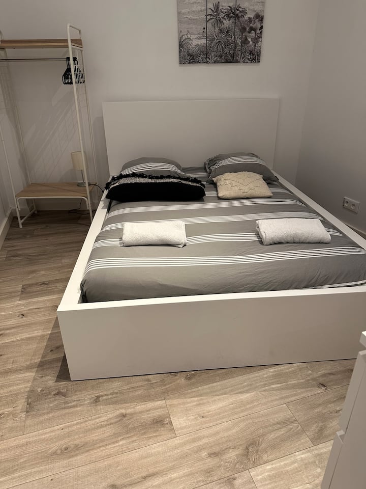 Ada- Centre /Proche Transport - Brest