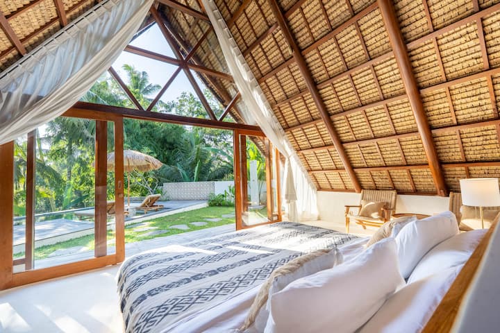 One Bedroom Villa With Semi Infinity Pool At Ubud - ウブド