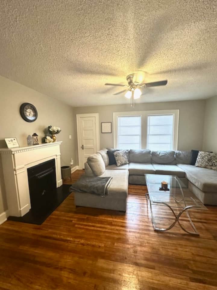 Vintage Meets Charm-midtown - Mobile, AL