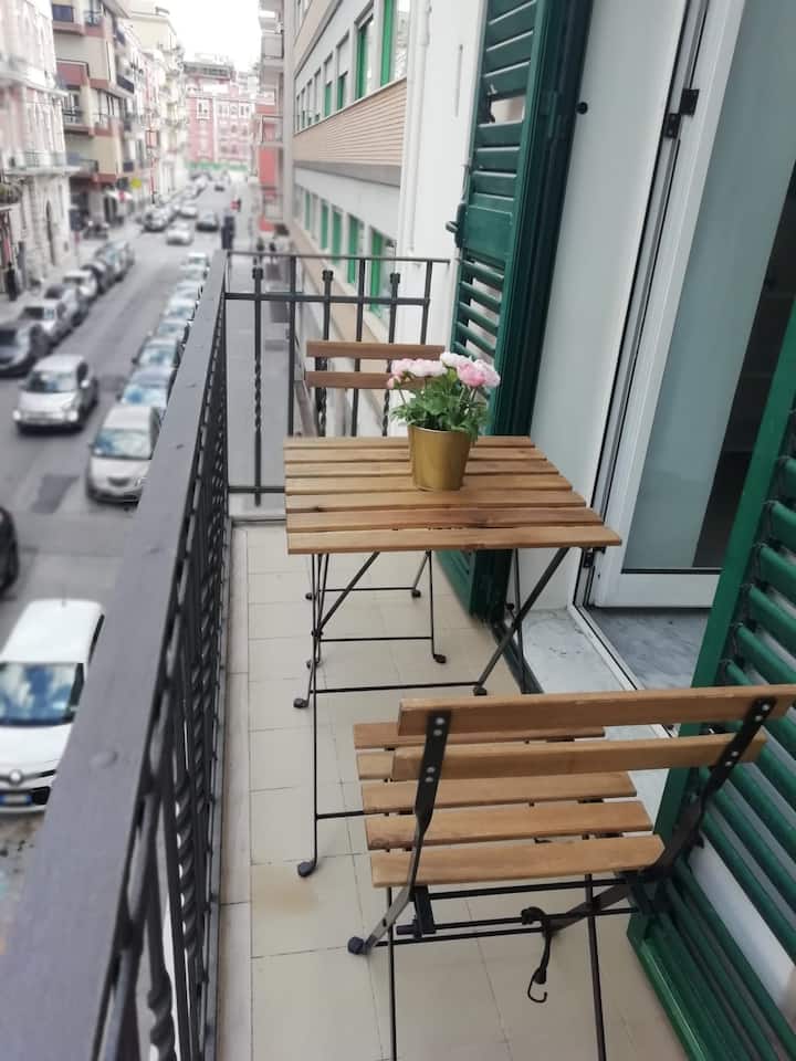 Sweet Bari Retreat -
Live Near The Sea In The City - Bari