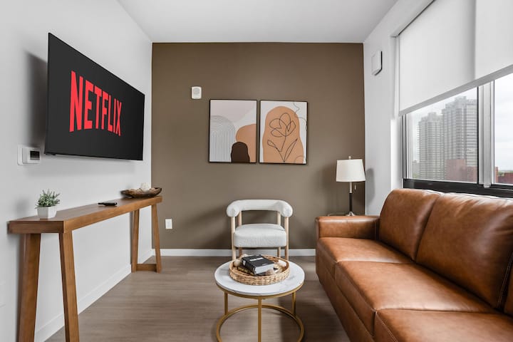 Comfy Downtown Studio| Pool/parking/gym - Indianapolis, IN