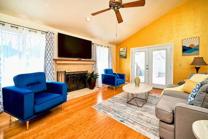 Coastal Gateway House-family Retreat Near Monterey - Salinas, CA