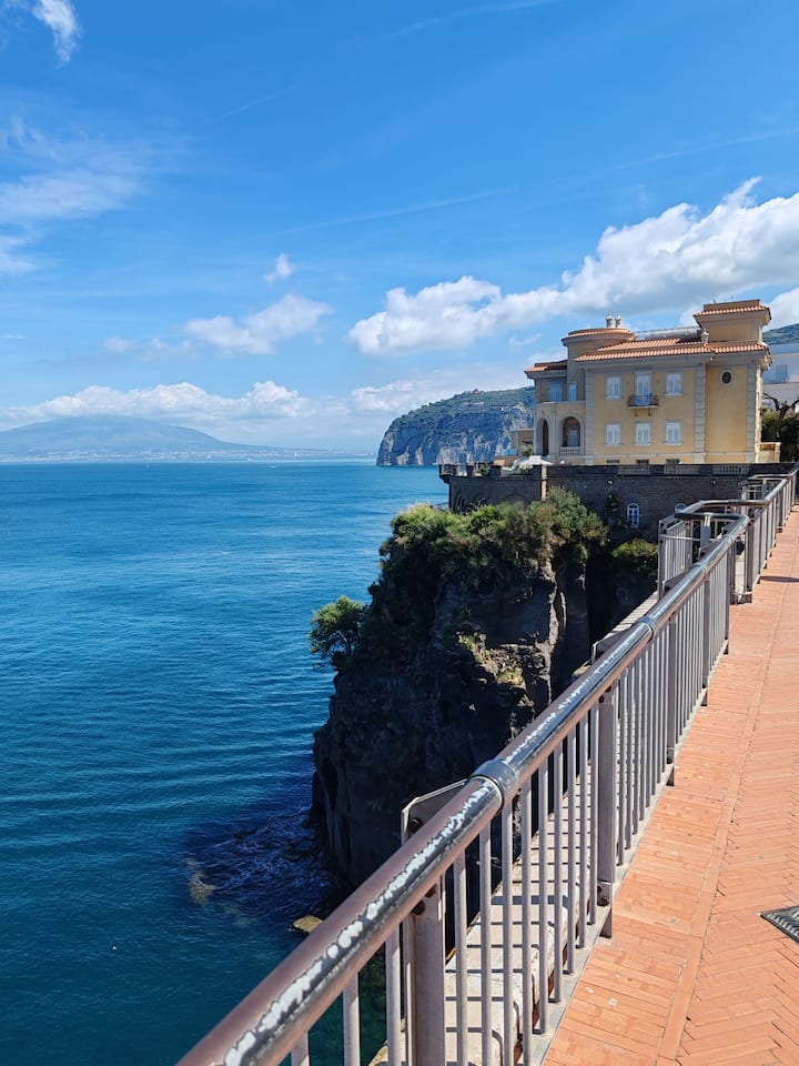 Double House Sorrento Beach - Vico Equense
