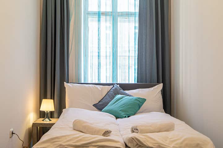 Budget-friendly Room For 2, Near Wiener Stadthalle - 維也納