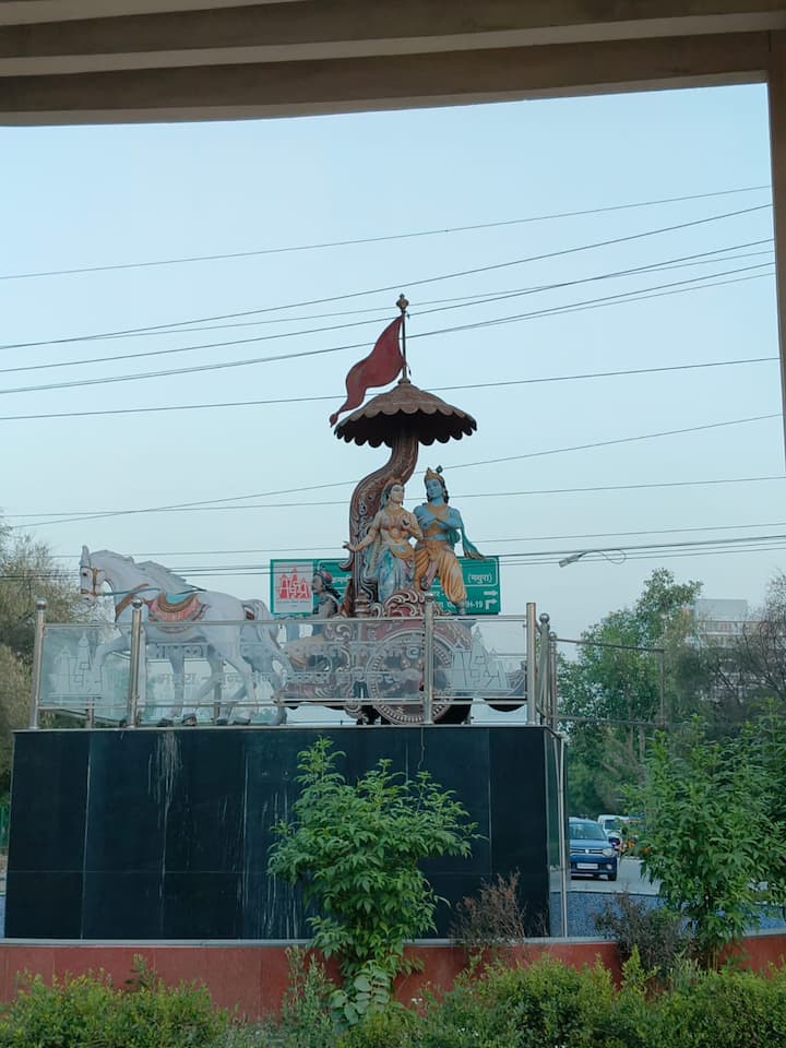 Arti Apartment Paras Pride - Vrindavan