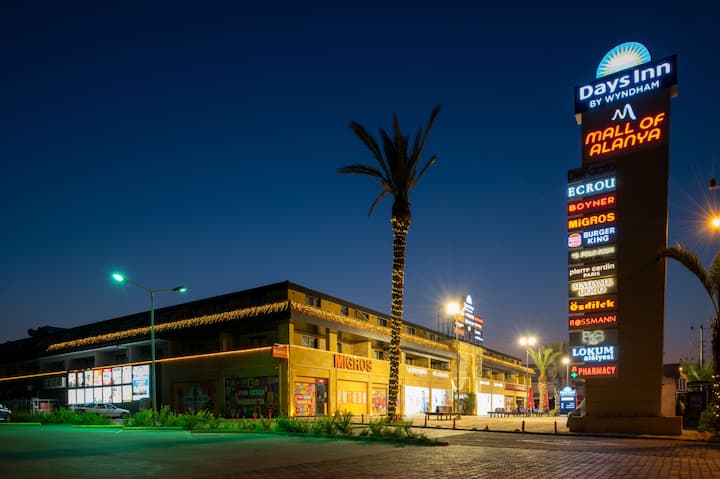 Days Inn By Wyndham Alanya Hotel - İncekum