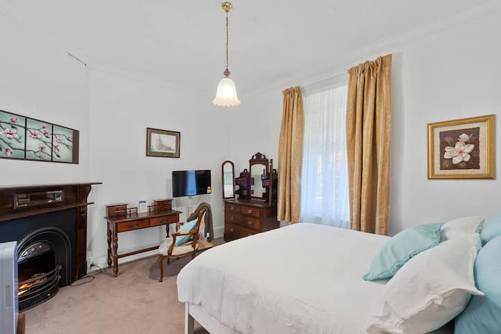 Franklin Lodge, Huon Valley, Magnolia Rm- Queen - Huonville