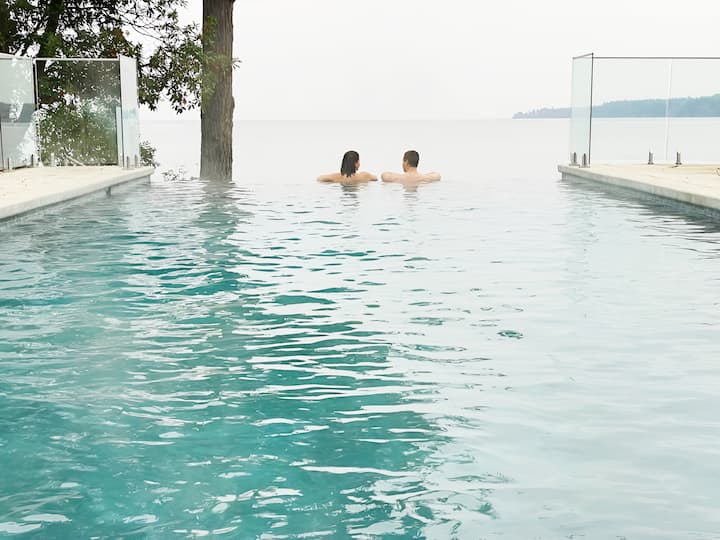 Cokely Cove Guesthouse - Oceanside Villa - Hornby Island