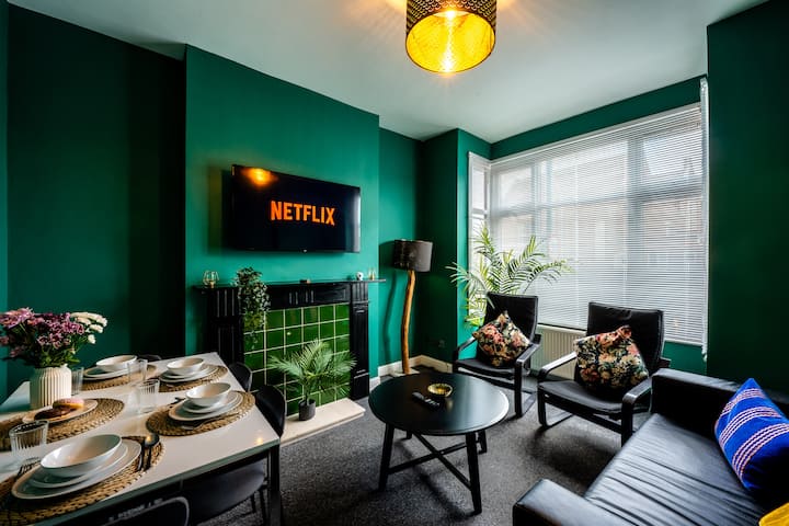 Spacious House In Perfect Central Location - Nottingham