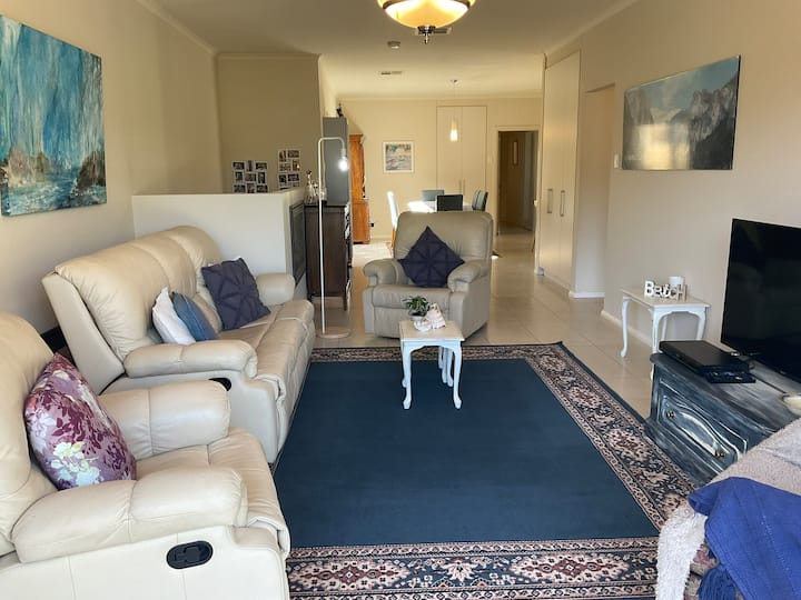 Coastal Chic - McLaren Vale