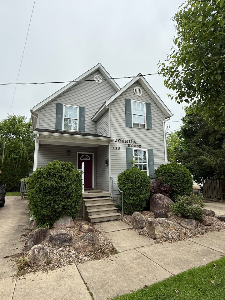 115 Joshua House - Edinboro, PA
