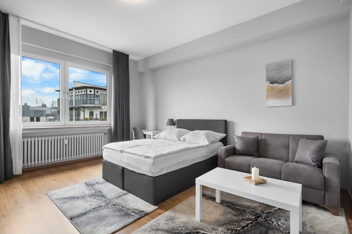 Deluxe Apartment With 5 Bedrooms And Dom View - Köln