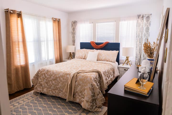 Oxford Tolkien I44 Okc - Oklahoma City, OK