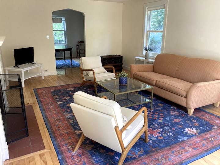 The Secret Garden House - Marlborough, MA