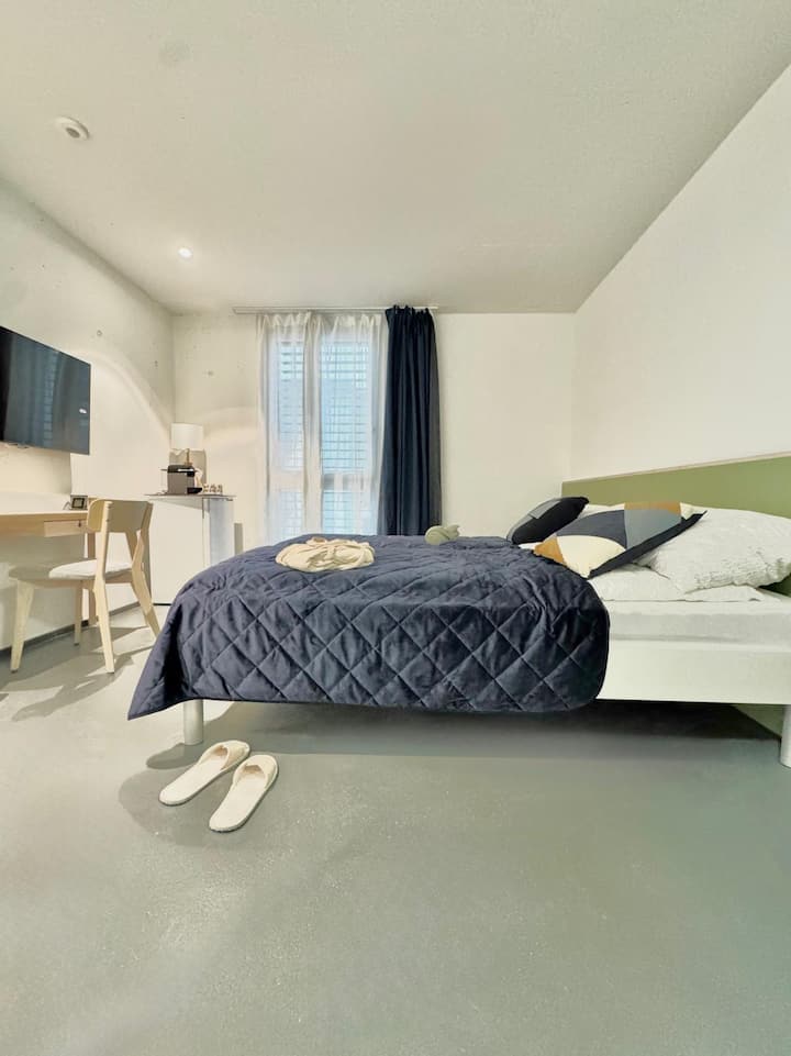 N's Hotel - Zimmer 212 - Murten