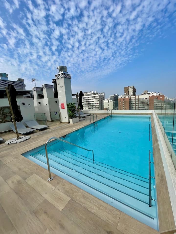 Modern Apart. In The Historic Center: Pool + Gym - Santiago (Chile)