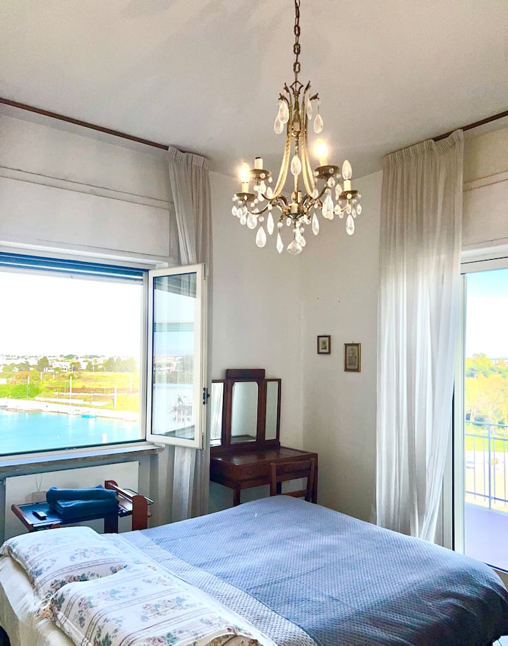 Mypuglia, Central Sea-view Suite - Brindisi