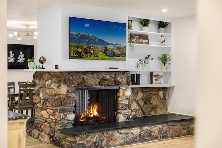15 Mins To Disneyland | Spacious 4bed/3bath. 6beds - Fullerton, CA