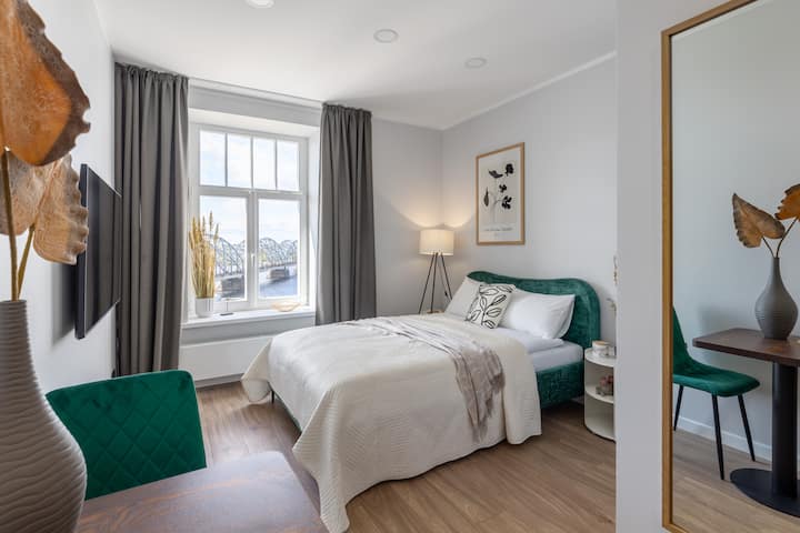Stylish Studio With River View - Riga