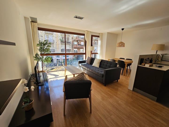 Diagonal Style Apartment Close Sants Station 1.1 - Sant Just Desvern