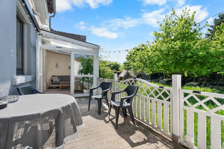 Modernes Apartment Mit Terrasse & Wintergarten - Sittard