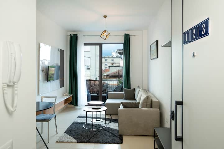 Urban Oasis,15 Min Walk To Centr - Tirana