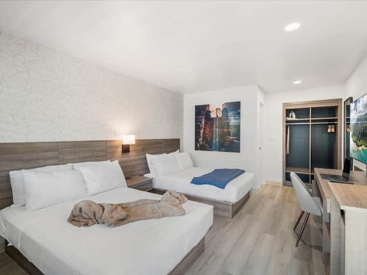 At Mine - Geary Double Suite In San Francisco - Baker Beach, CA