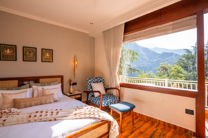 Superior Room | Indulge Mcleodganj - Dharamsala